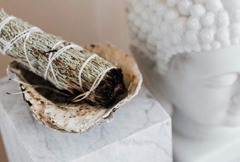 Para que serve incenso e como usar de forma segura