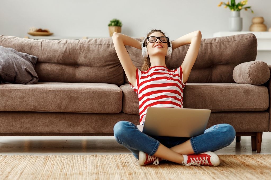 Ser feliz sozinho: aprendendo a lidar com a solidão | Personare