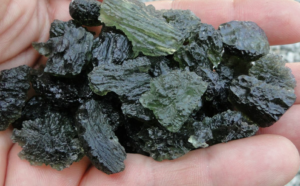 O que é a Moldavita e o que está por trás da trend do TikTok | Personare